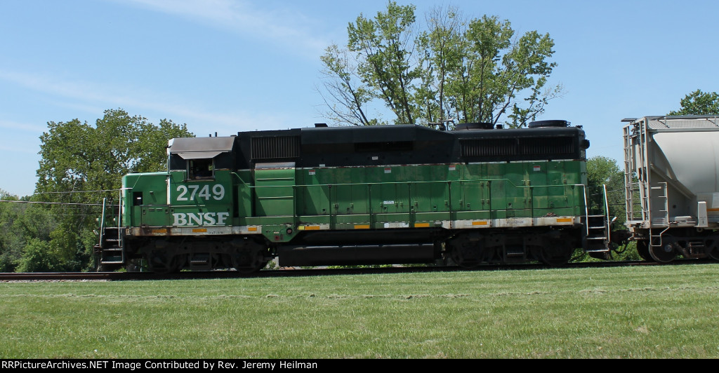 BNSF 2749 (1)
